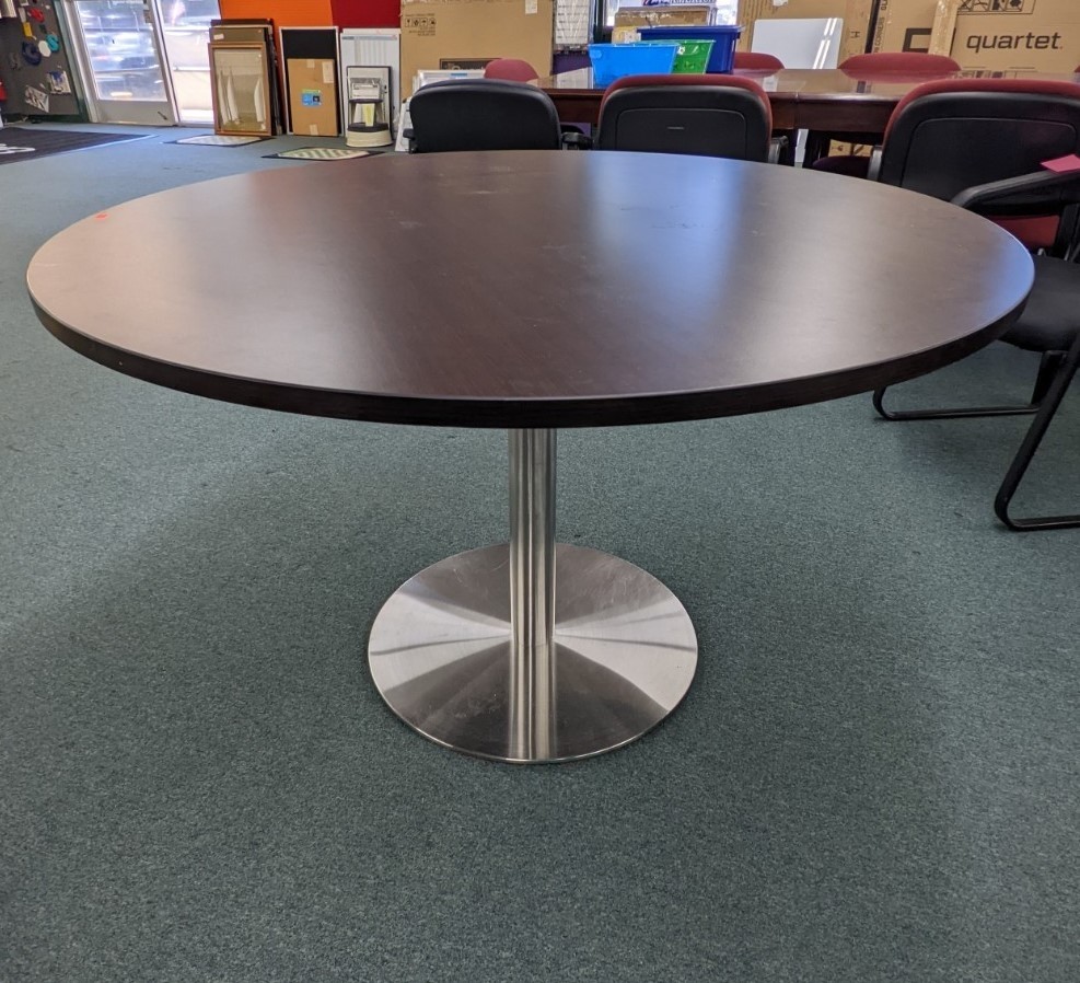 Woodgrain Laminate | Round Table | Office Pro's